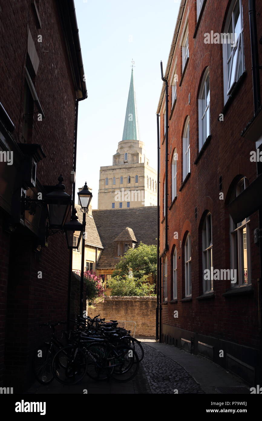 Oxford University Buildings Stock Photo - Alamy