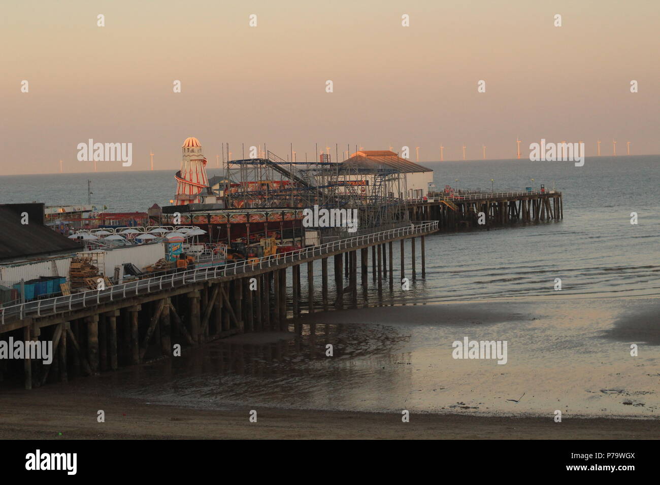 Silhouettes nocturnes hi-res stock photography and images - Alamy