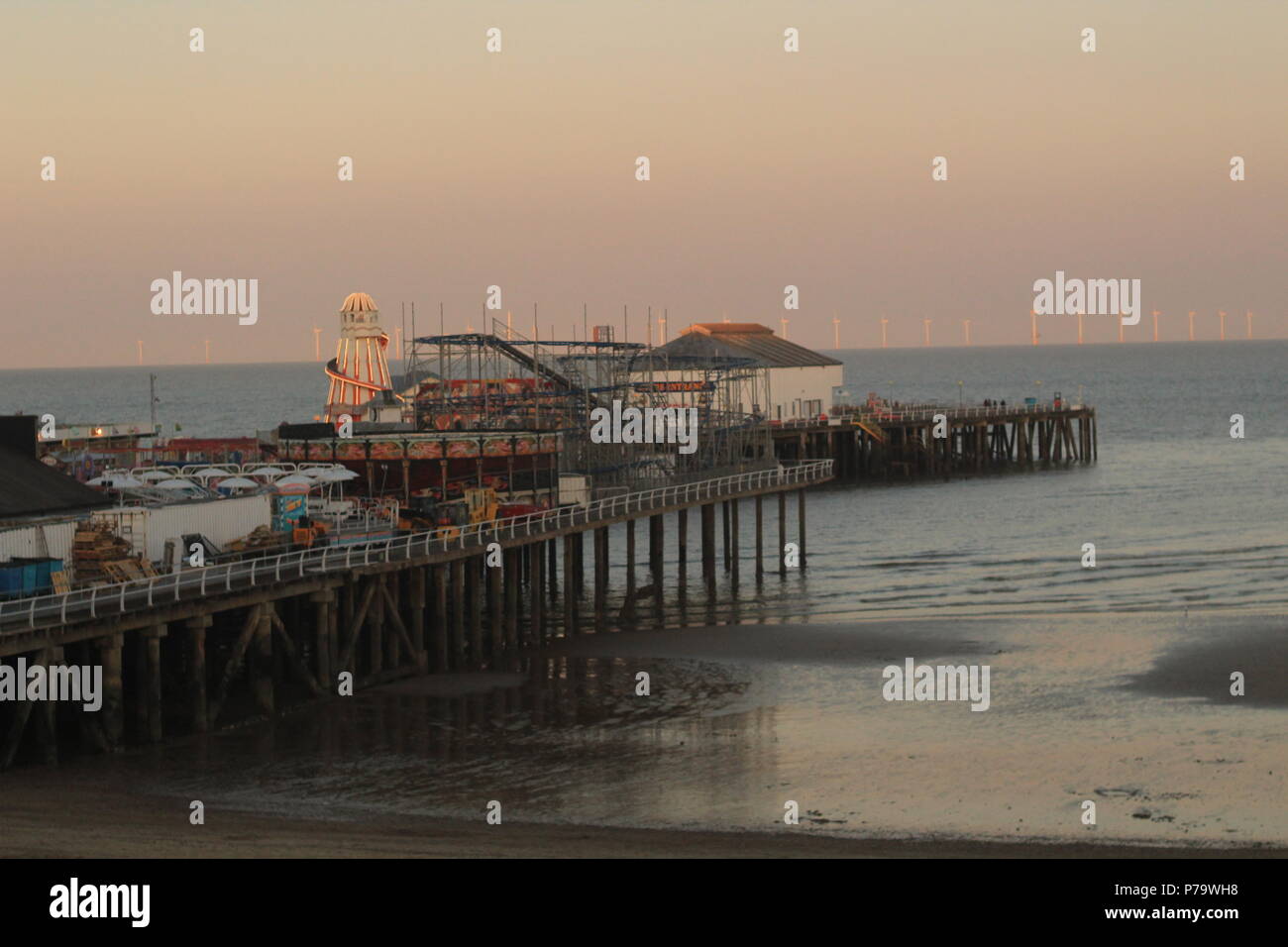 Caption 83/150 Nocturnes - Light fades on Clacton Pier before sunset ...