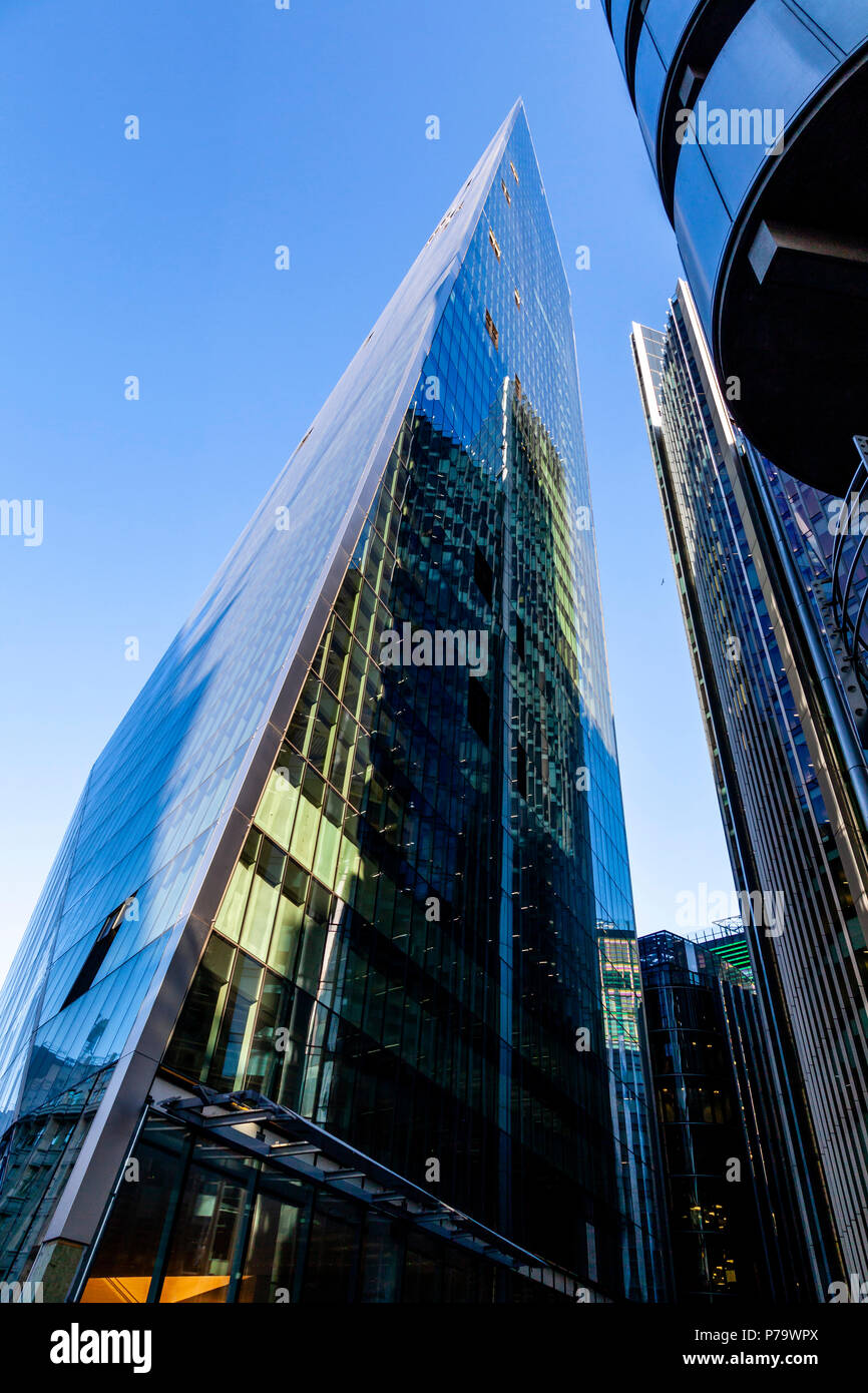 Scalpel building hi-res stock photography and images - Alamy