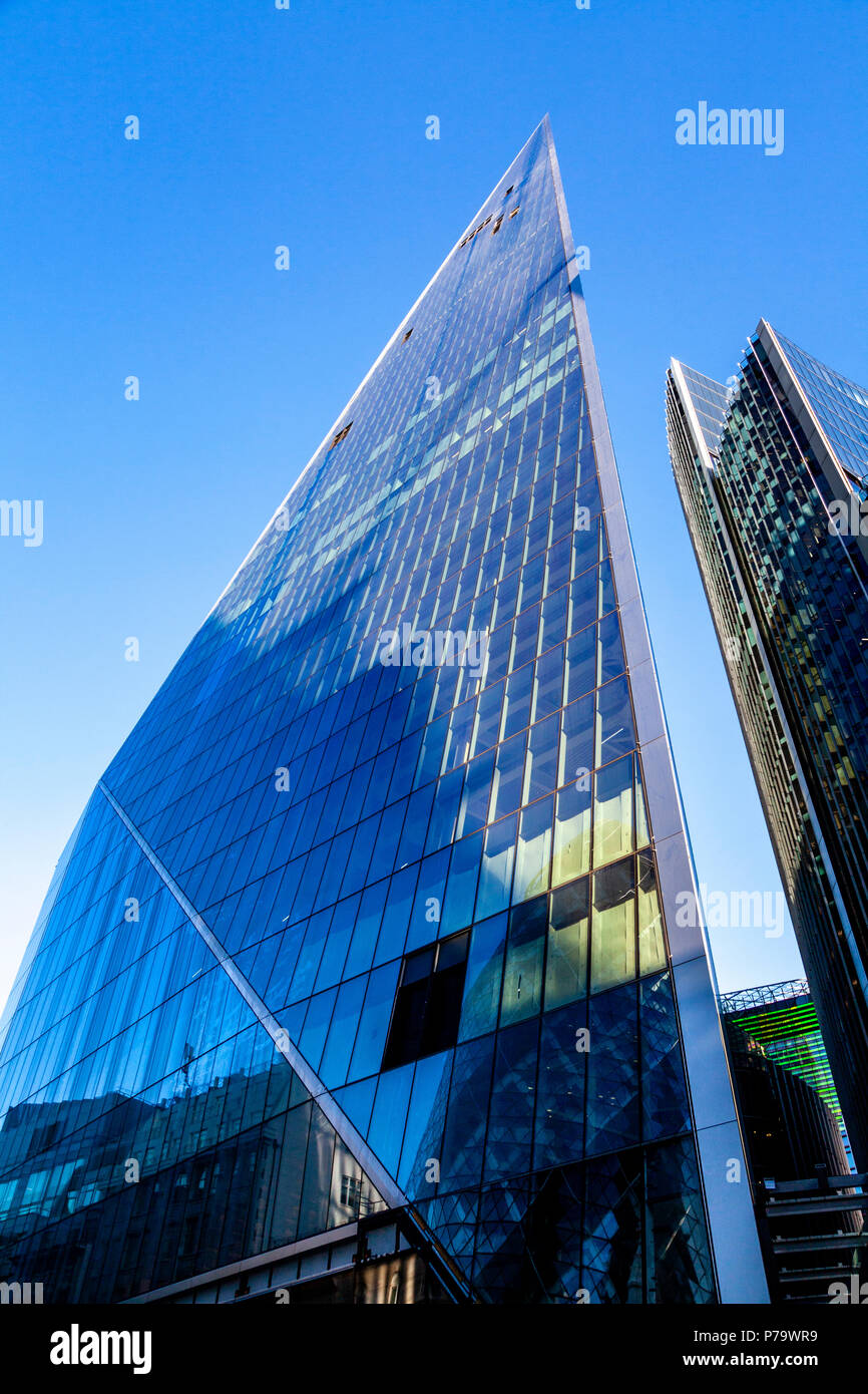 City of london skyscraper the scalpel hi-res stock photography and ...
