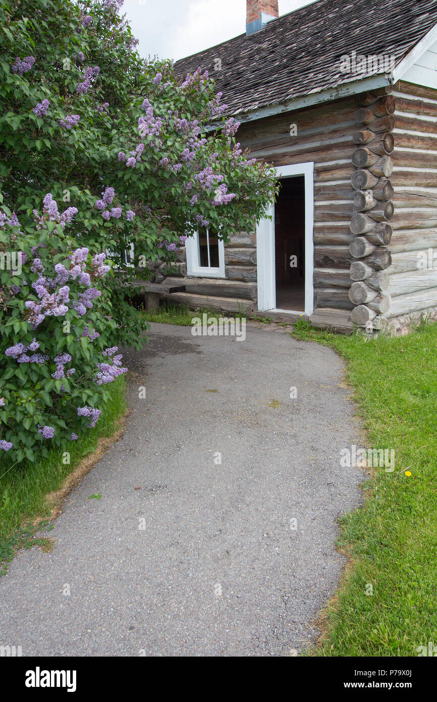 Noncommissioned officers quarters hi-res stock photography and images ...
