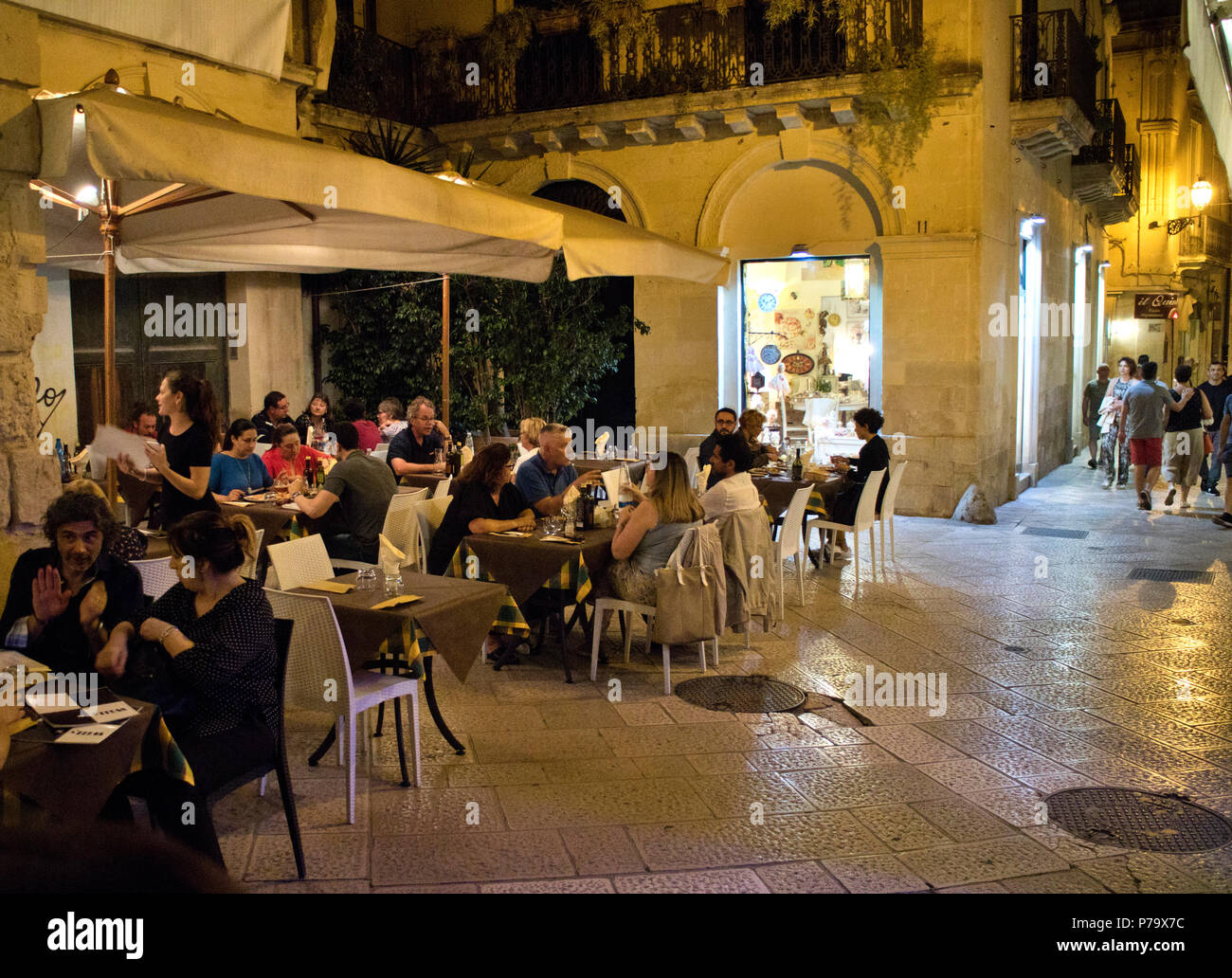 Lece hi-res stock photography and images - Alamy