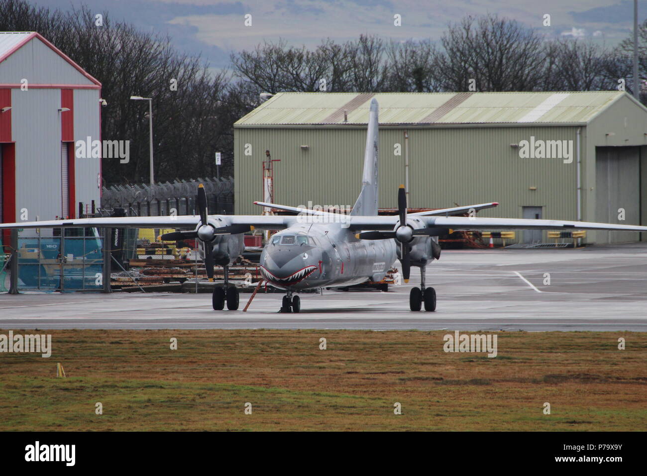 Antonov an 26b curl hi-res stock photography and images - Alamy