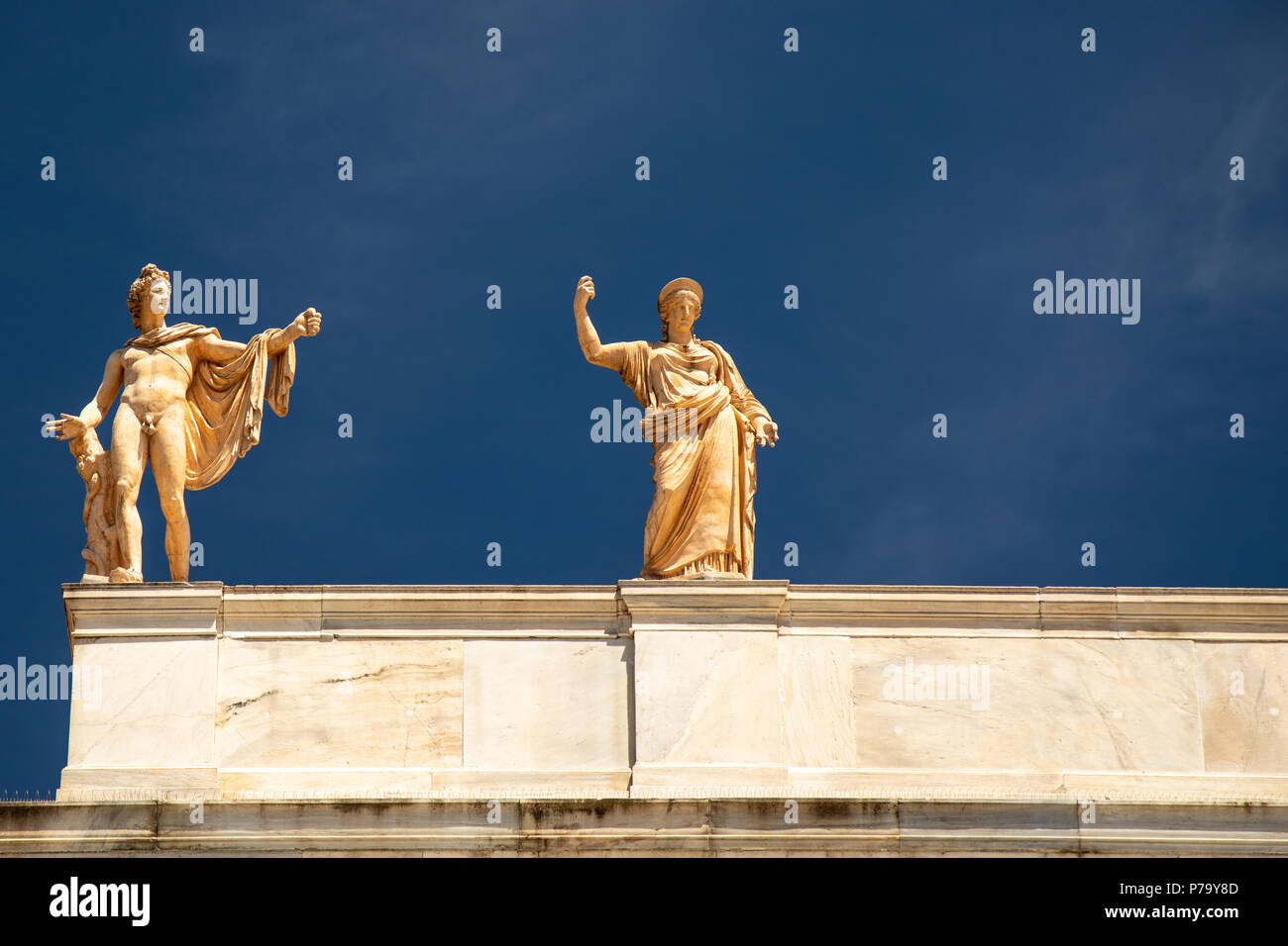 Greek gods hi-res stock photography and images - Alamy