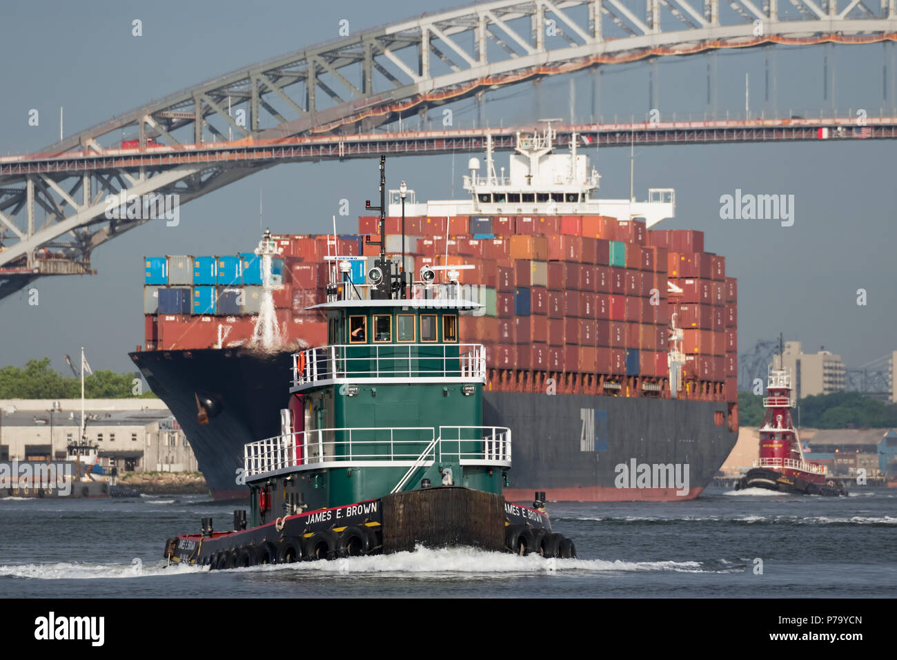 Tug boat and war ship hi-res stock photography and images - Alamy