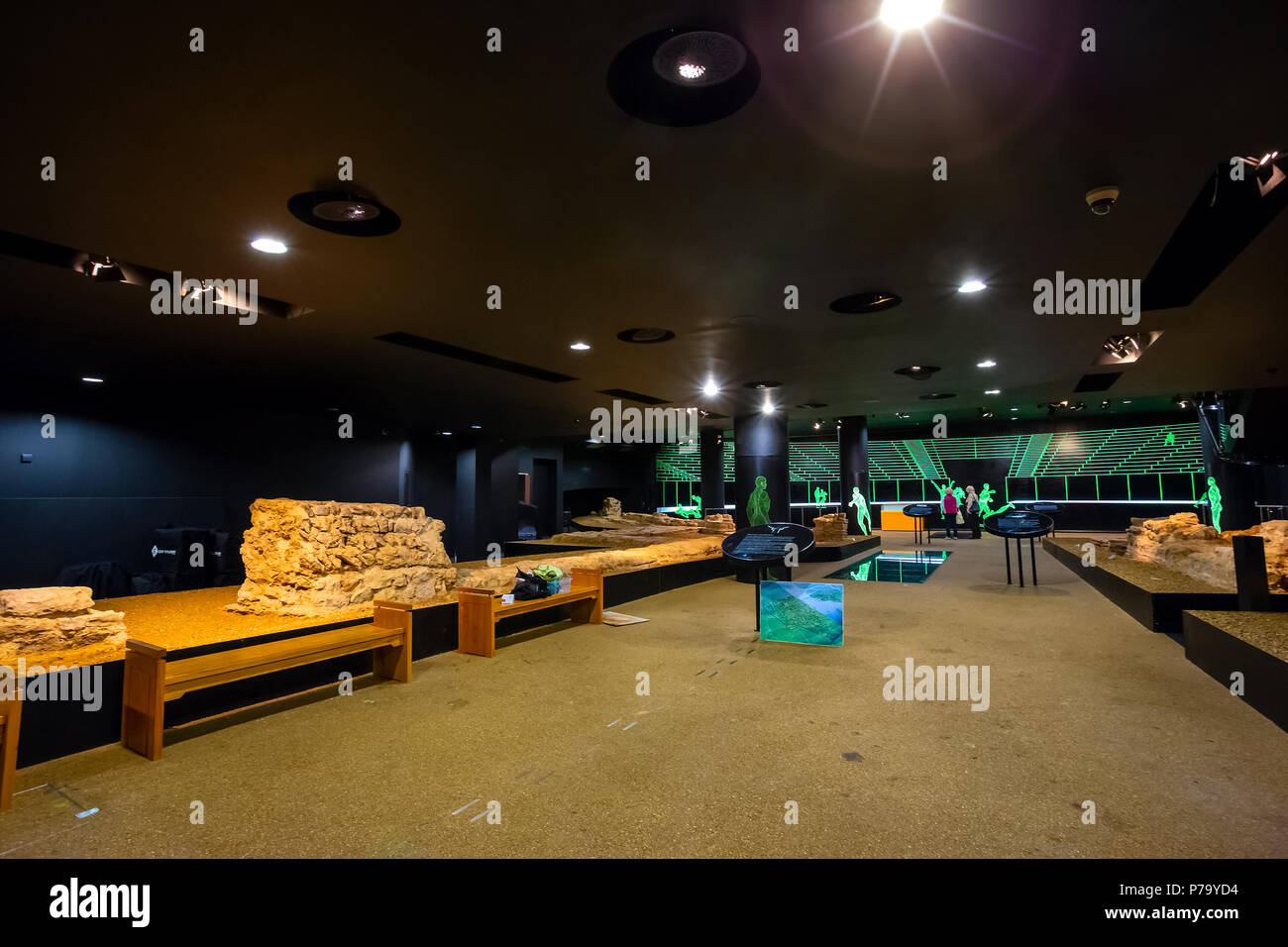 Roman amphitheatre guildhall hi-res stock photography and images - Alamy