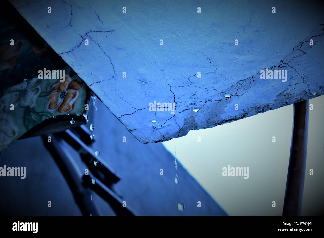 Water seepage detection hi-res stock photography and images - Alamy