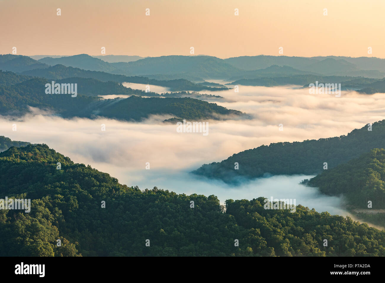 Geography of appalachia hi-res stock photography and images - Alamy