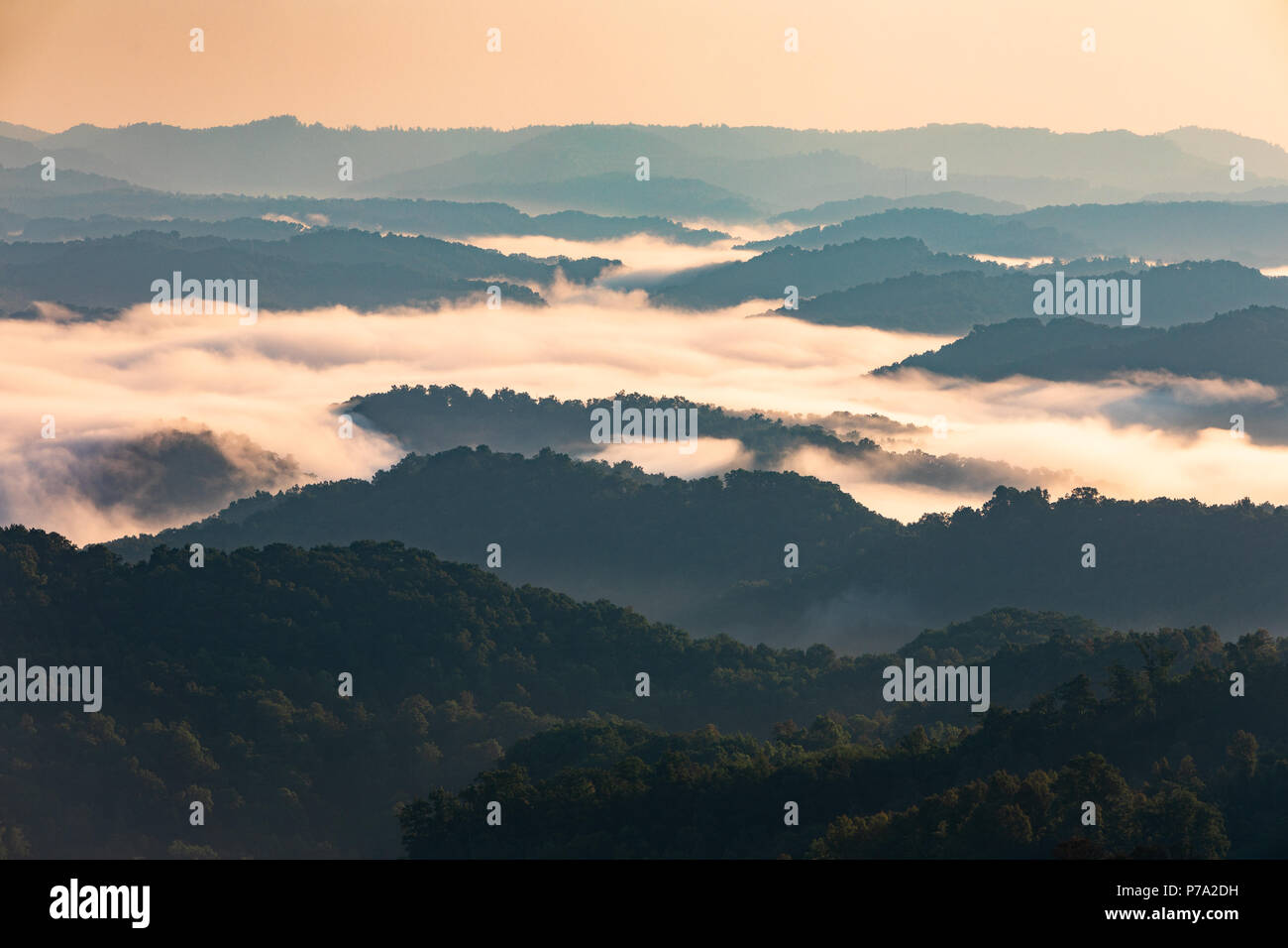 Geography of appalachia hi-res stock photography and images - Alamy