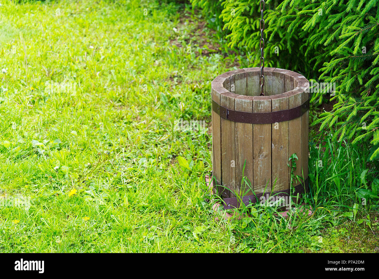 Chain of buckets hi-res stock photography and images - Alamy