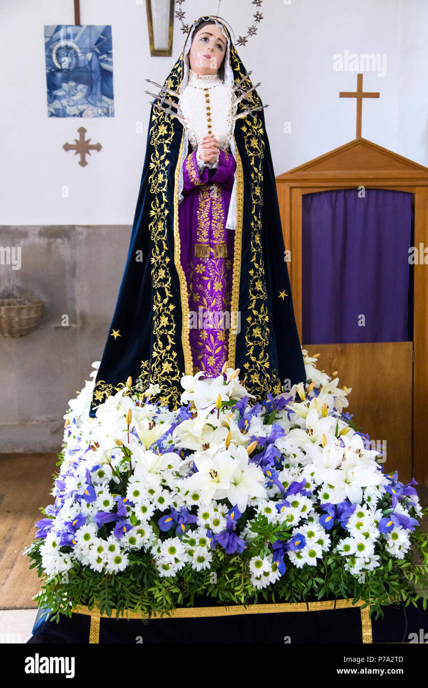 Symbol of blessed virgin mary hi-res stock photography and images - Alamy