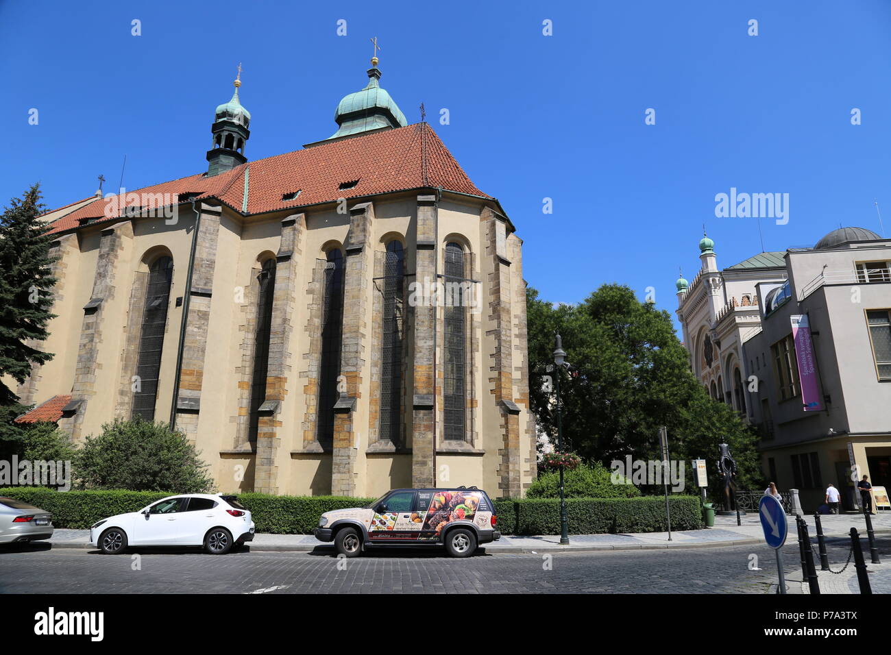 Church of the Holy Ghost, Dušní, Josefov (Jewish Quarter), Prague ...