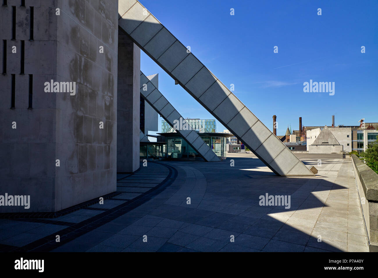 Detail of flying butress supports on the outside of the Liverpool ...