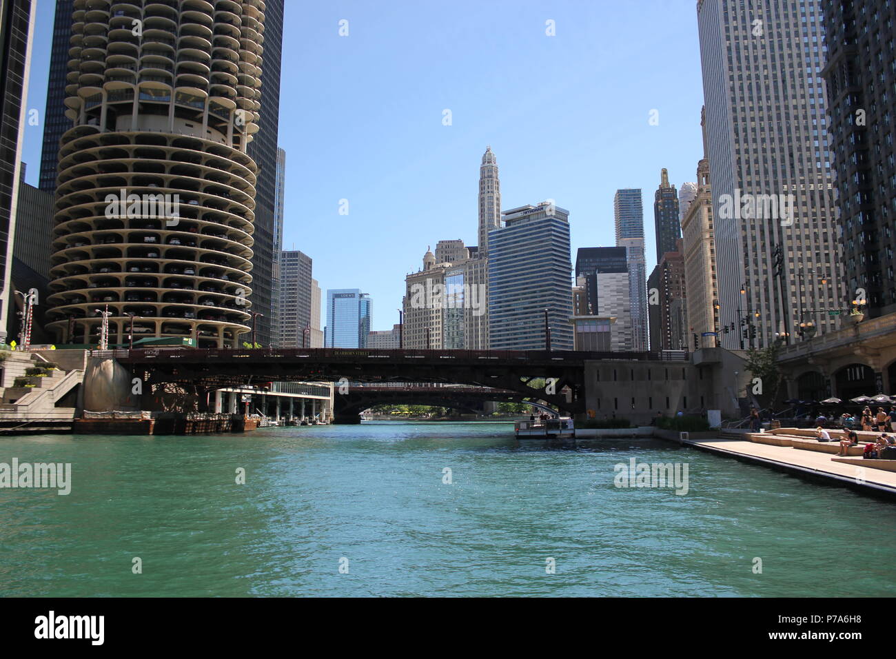 State Street Bridge and background along the Chicago River at downtown ...
