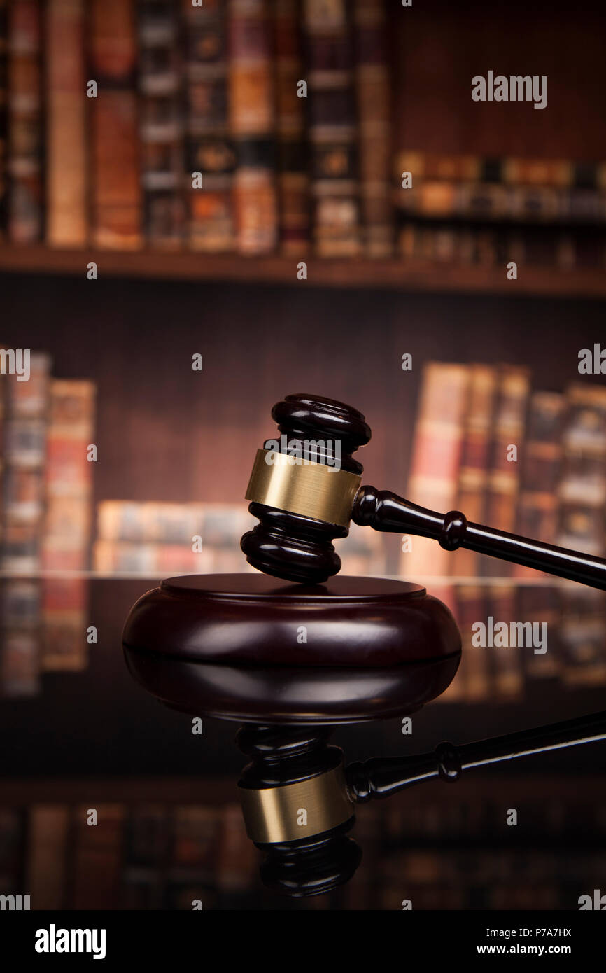 law theme, mallet of the judge, justice scale, books, wooden desk Stock Photo - Alamy