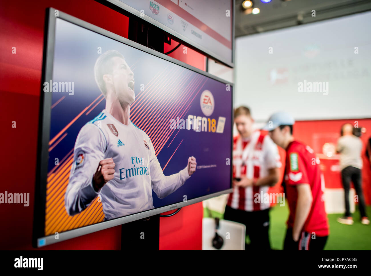 18 logo hi-res stock photography and images - Alamy