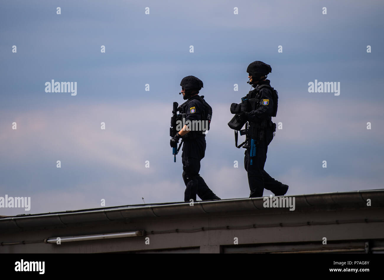 Demonstration of machine hi-res stock photography and images - Alamy