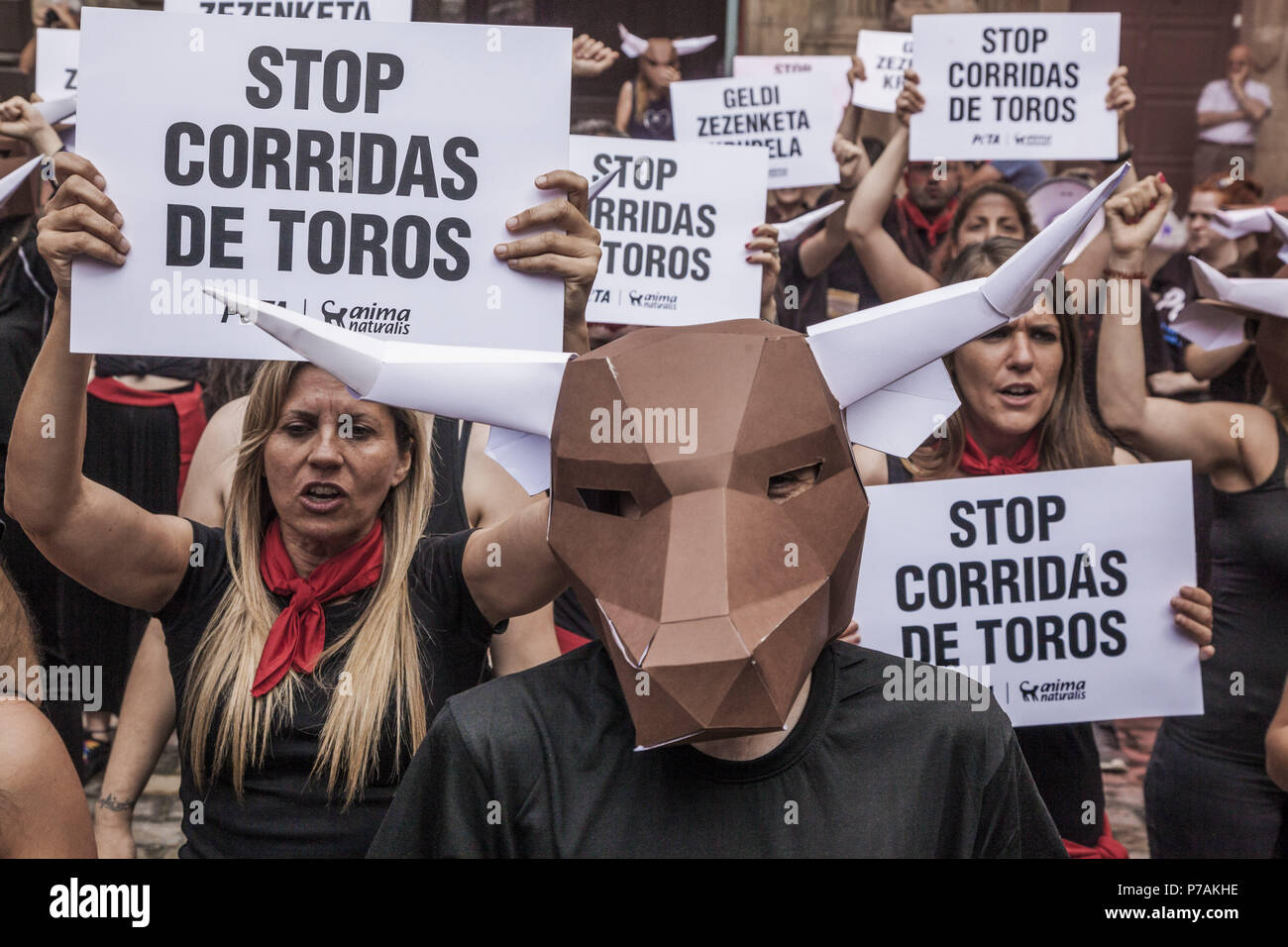Pamplona, Navarra, Spain. 5th July, 2018. Protesters against animal ...