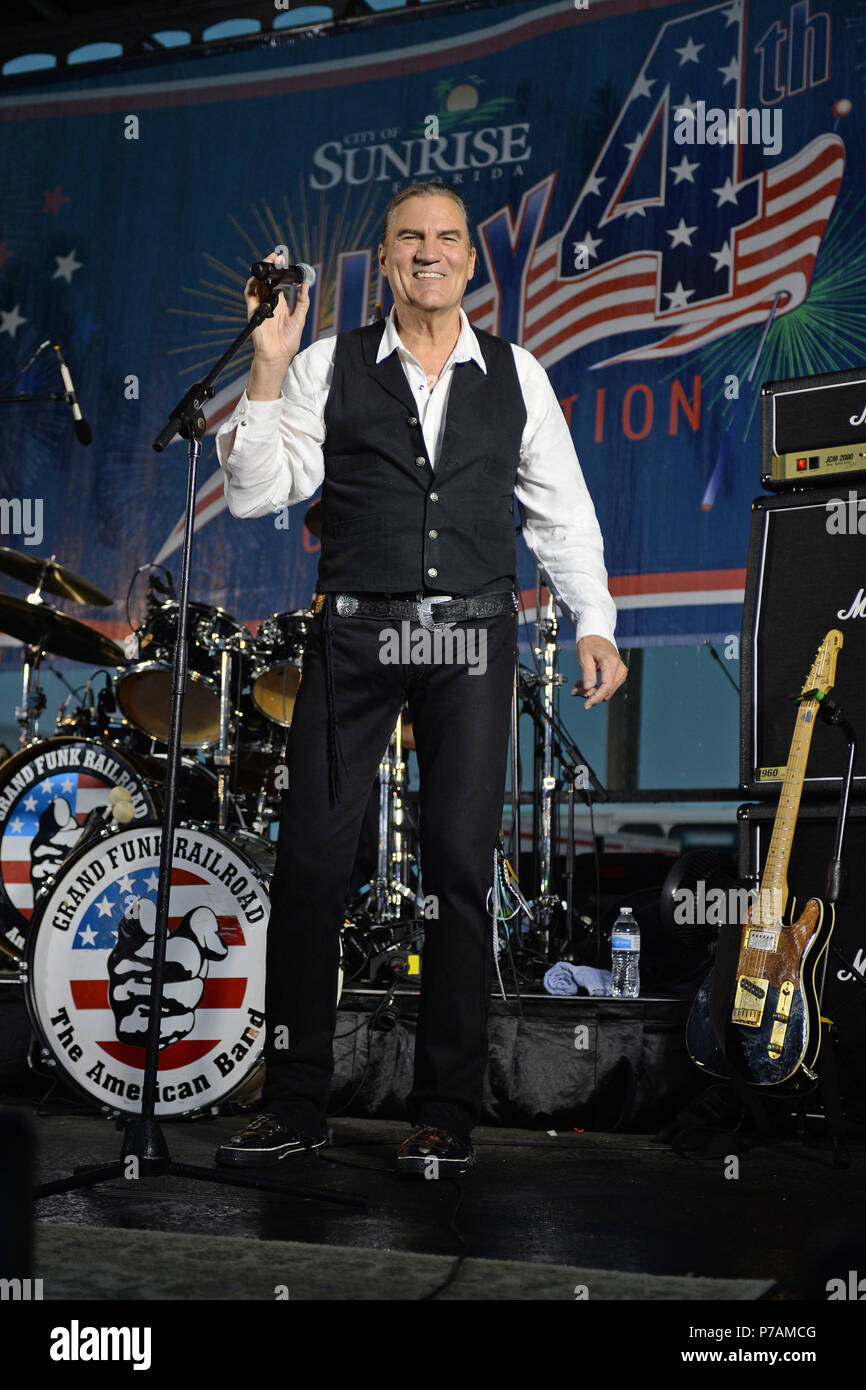Grand funk concert hi-res stock photography and images - Alamy