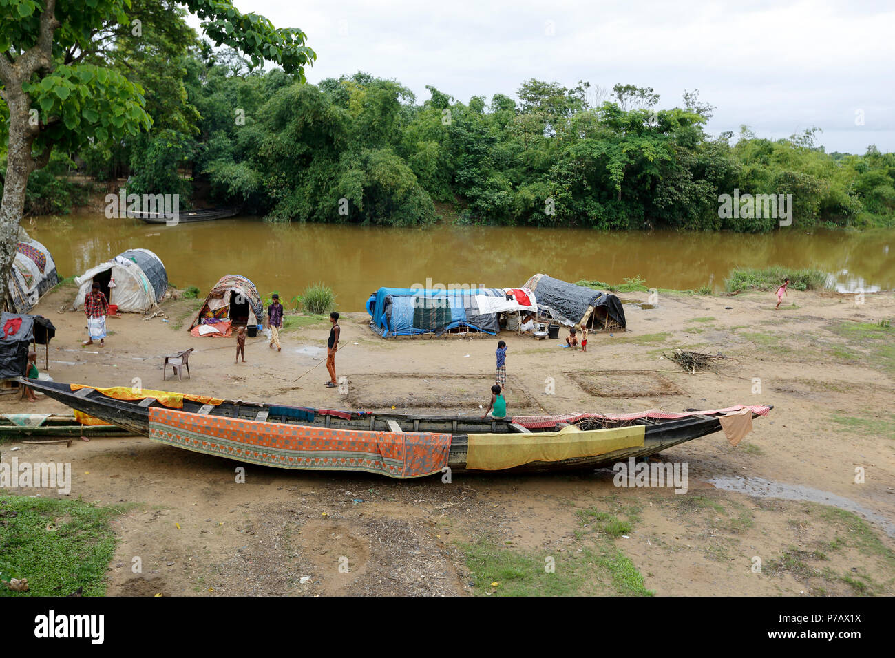 Bangladesh indigenous people hi-res stock photography and images - Alamy