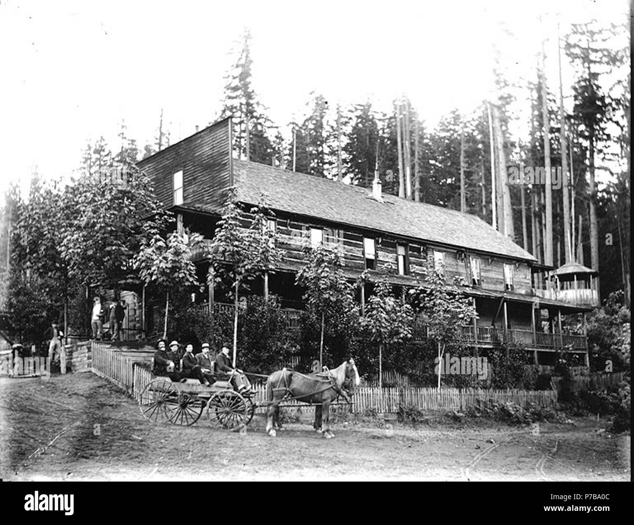 English style hotel Black and White Stock Photos & Images - Alamy