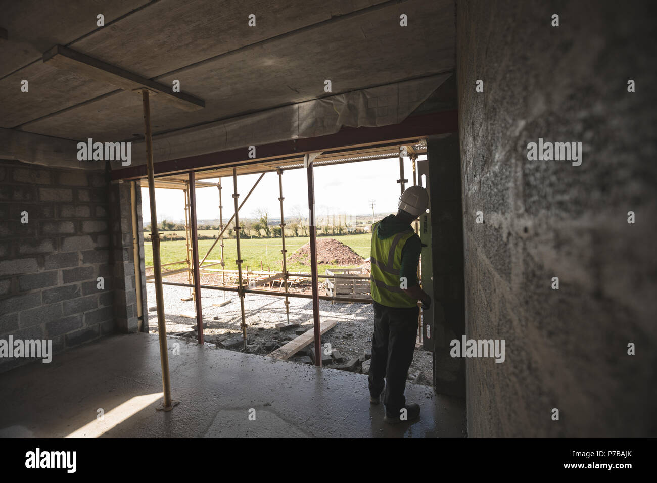 Level by engineer hi-res stock photography and images - Alamy