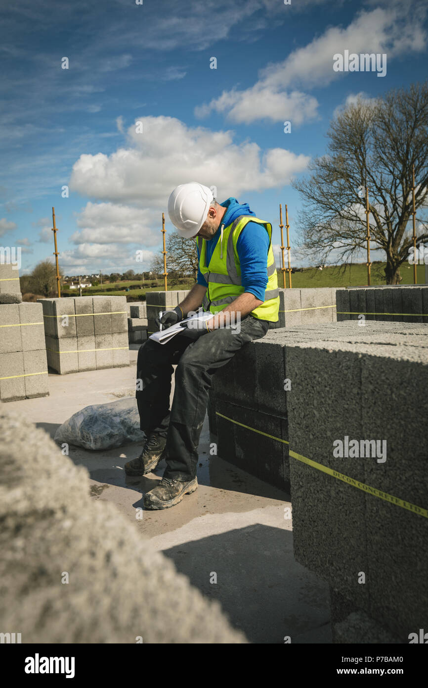 Project notepad hi-res stock photography and images - Alamy