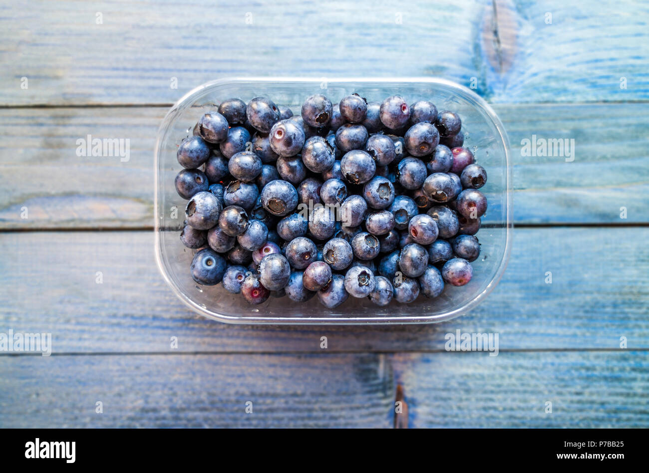 Blueberry box hi-res stock photography and images - Alamy