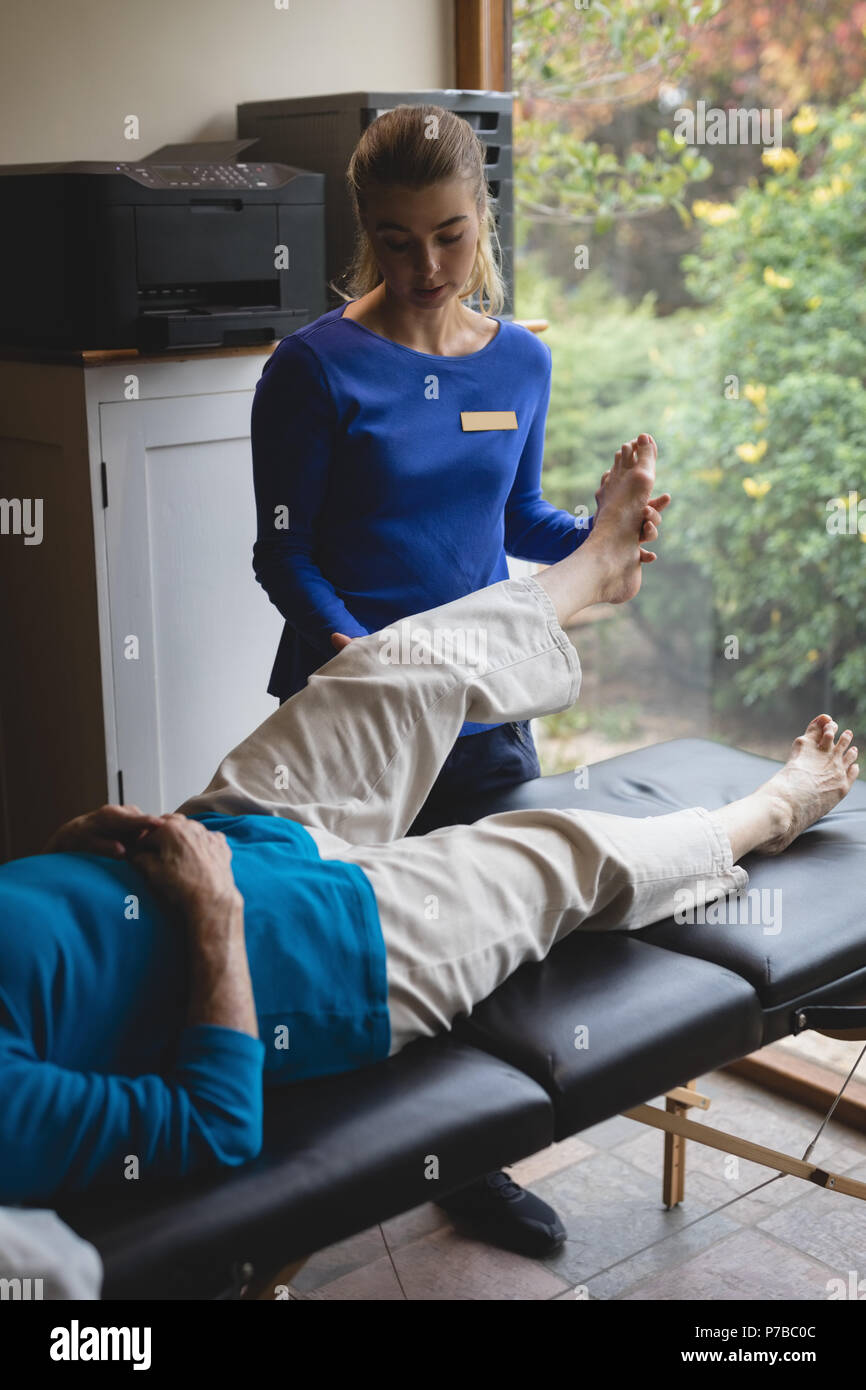 Physiotherapy exercises hi-res stock photography and images - Alamy