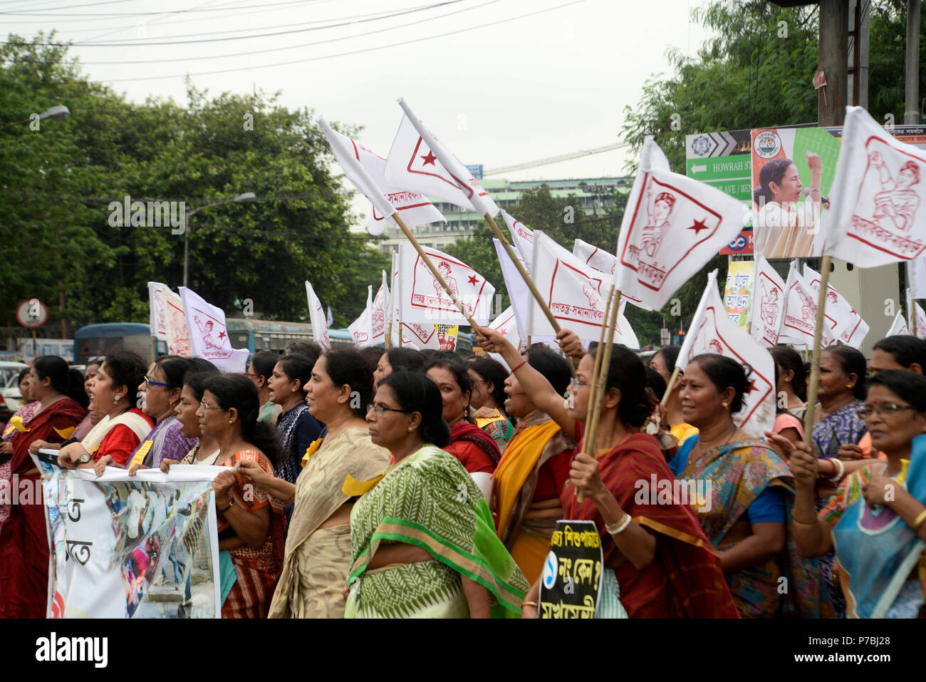 Kolkata, India. 04th July, 2018. Women activist hold shout slogan ...