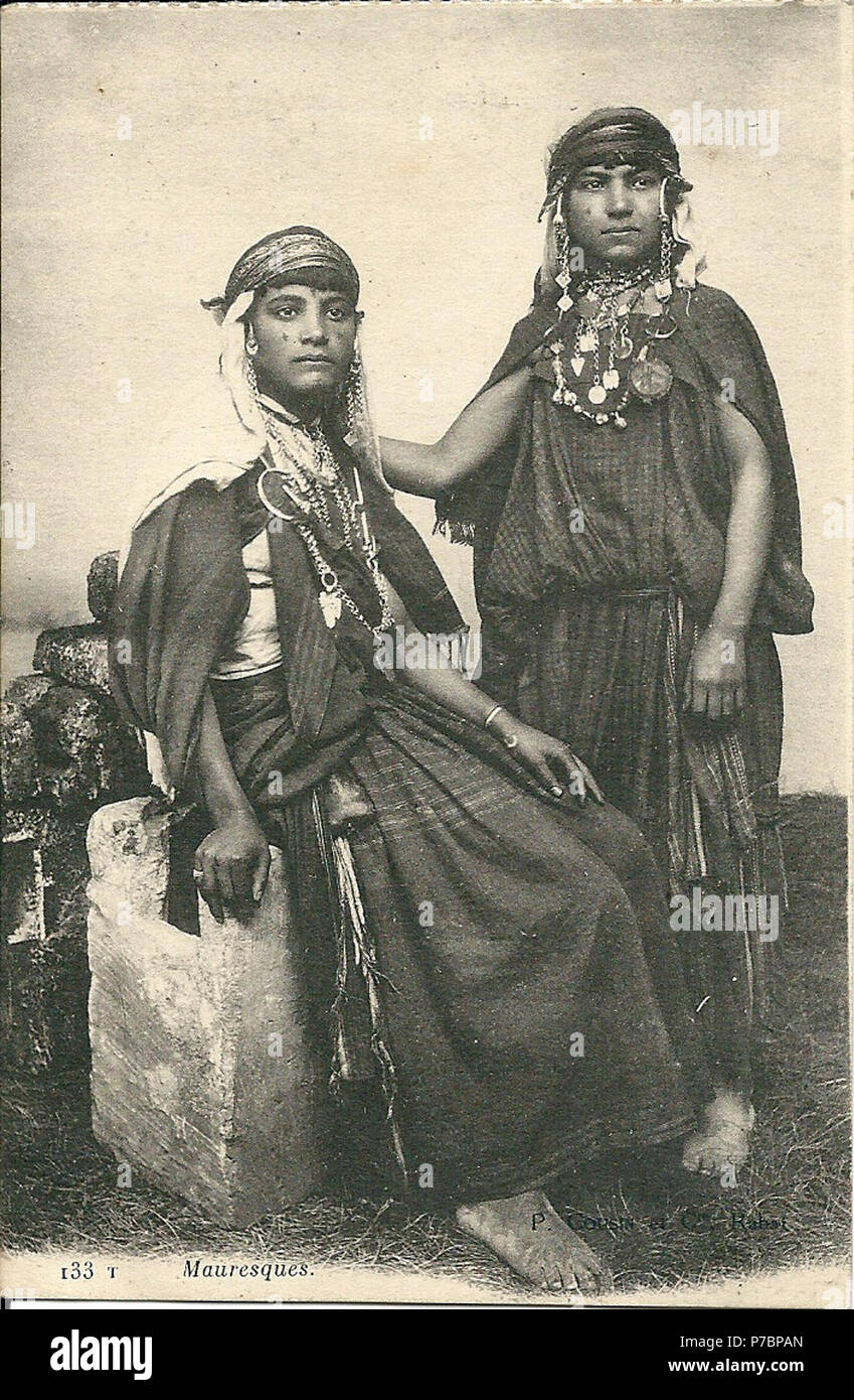 Mauresques hi-res stock photography and images - Alamy