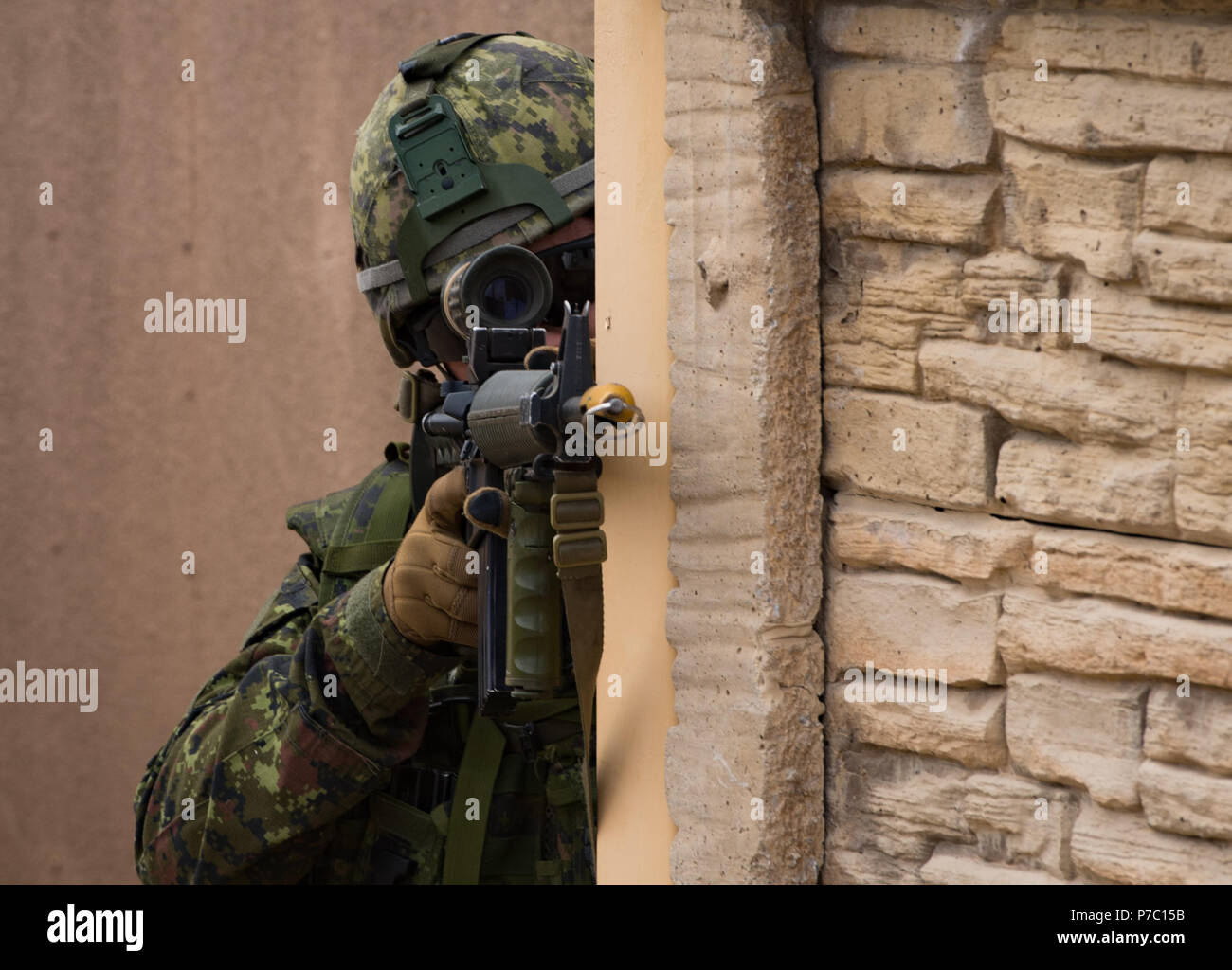 2nd royal canadian regiment hi-res stock photography and images - Alamy