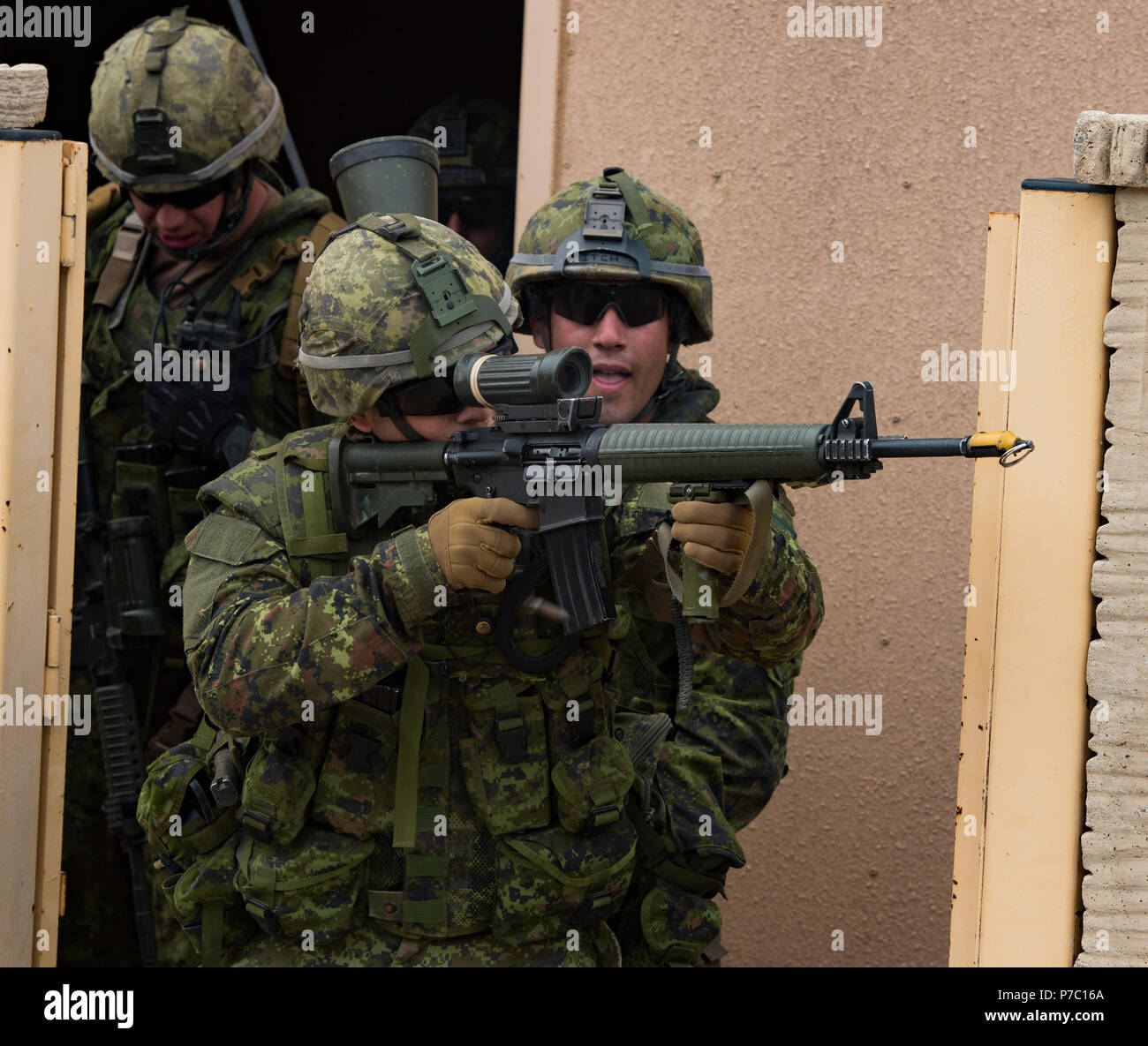 2nd royal canadian regiment hi-res stock photography and images - Alamy