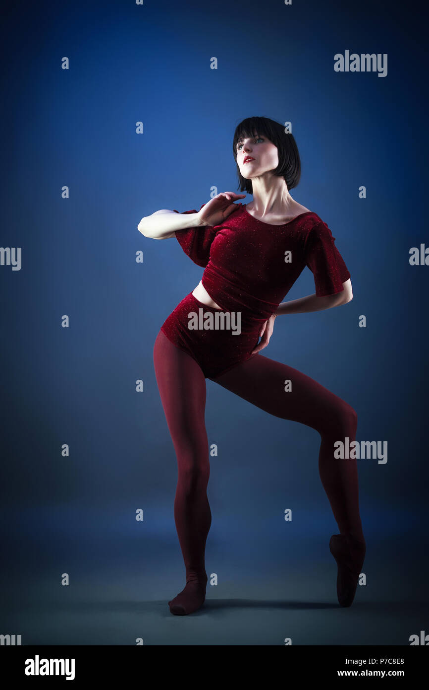 Ballerina portrait hi-res stock photography and images - Alamy