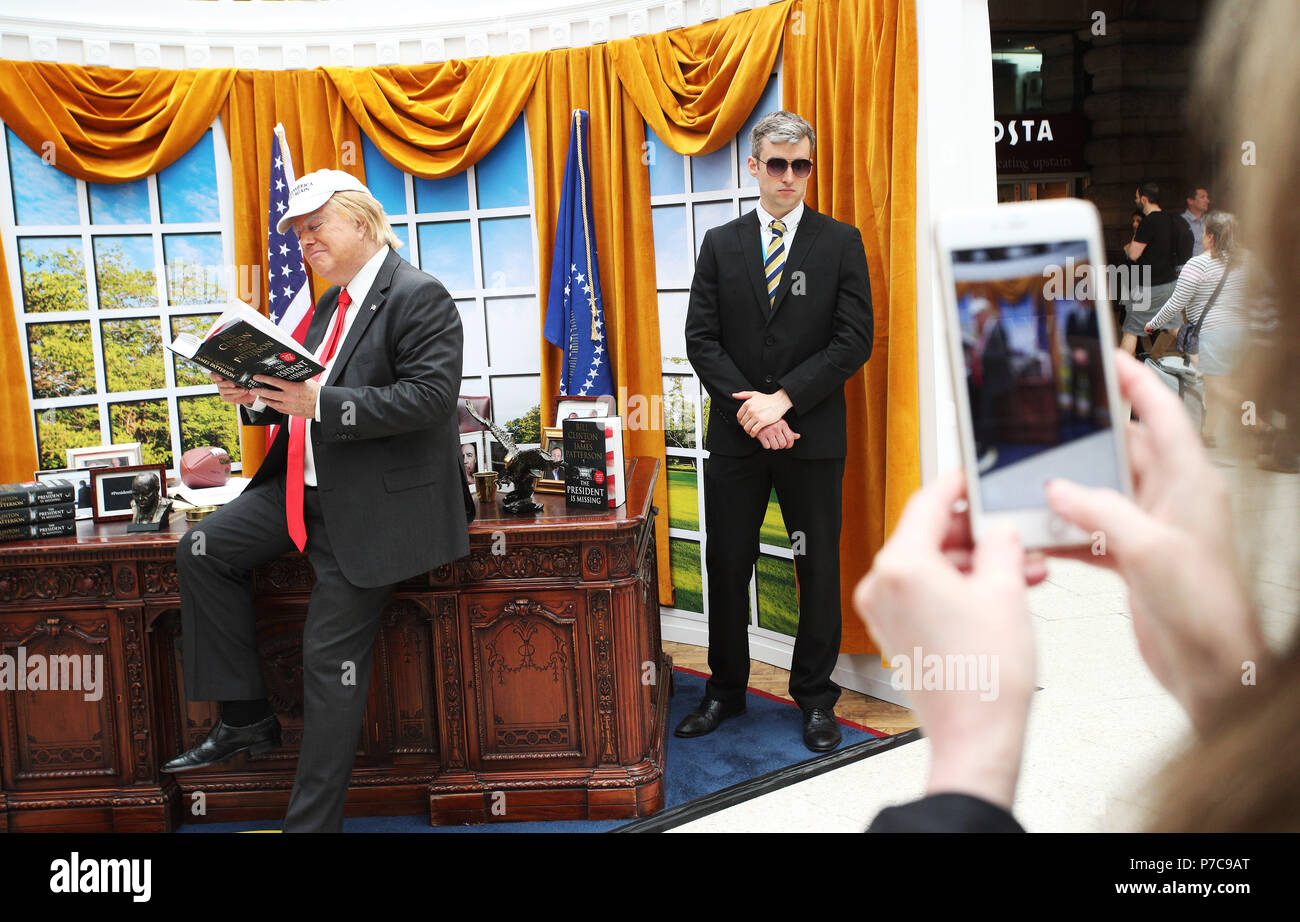 James patterson hi-res stock photography and images - Alamy