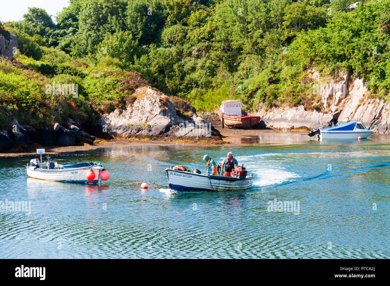 Lobster fishing donegal hi-res stock photography and images - Alamy