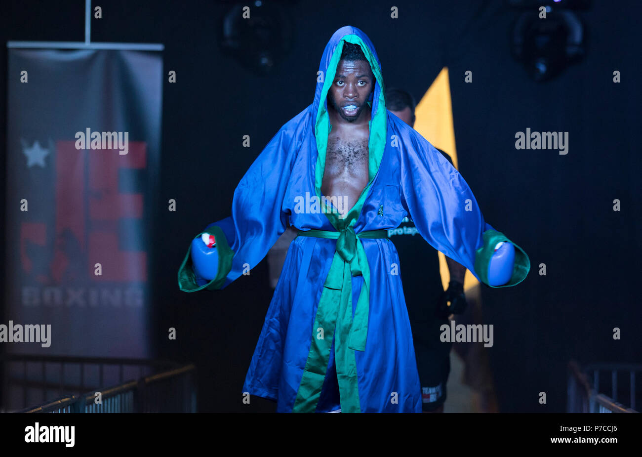 Omari grant boxing hi-res stock photography and images - Alamy