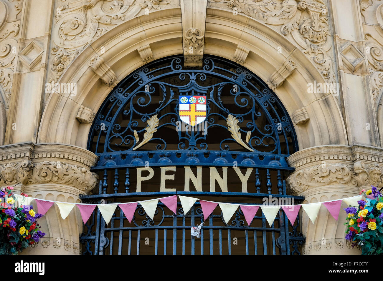 Yorkshire penny bank hi-res stock photography and images - Alamy