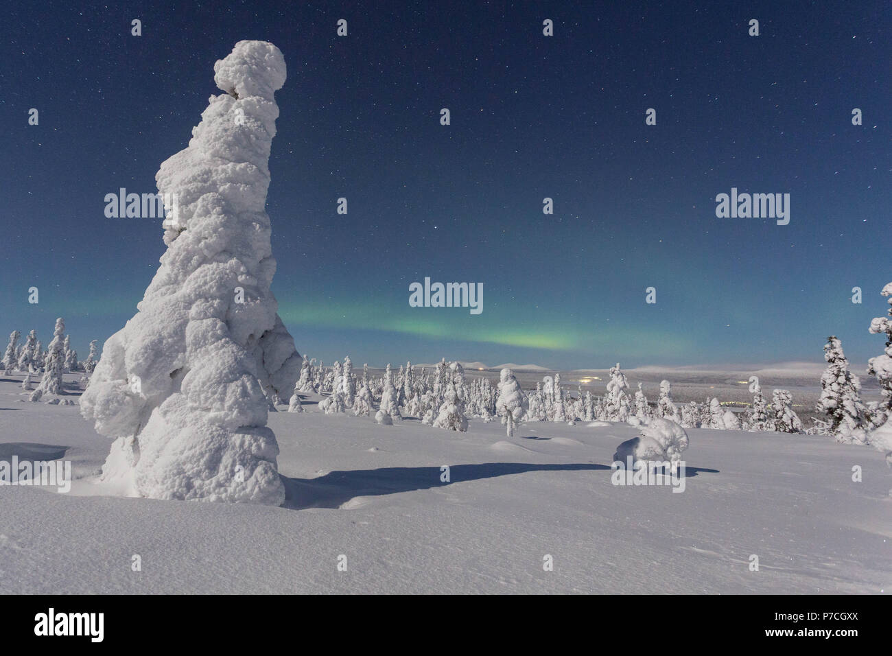 Winter scene from fell Särkituntturi in Muonio, Finland, Lapland Stock ...