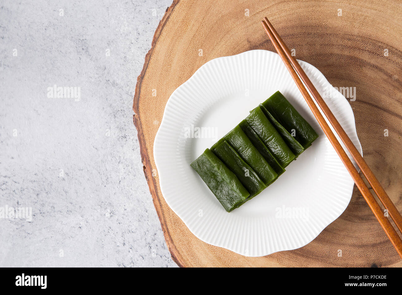 Object photos - seaweed, its rich in vitamins, minerals, and fiber. 106 ...