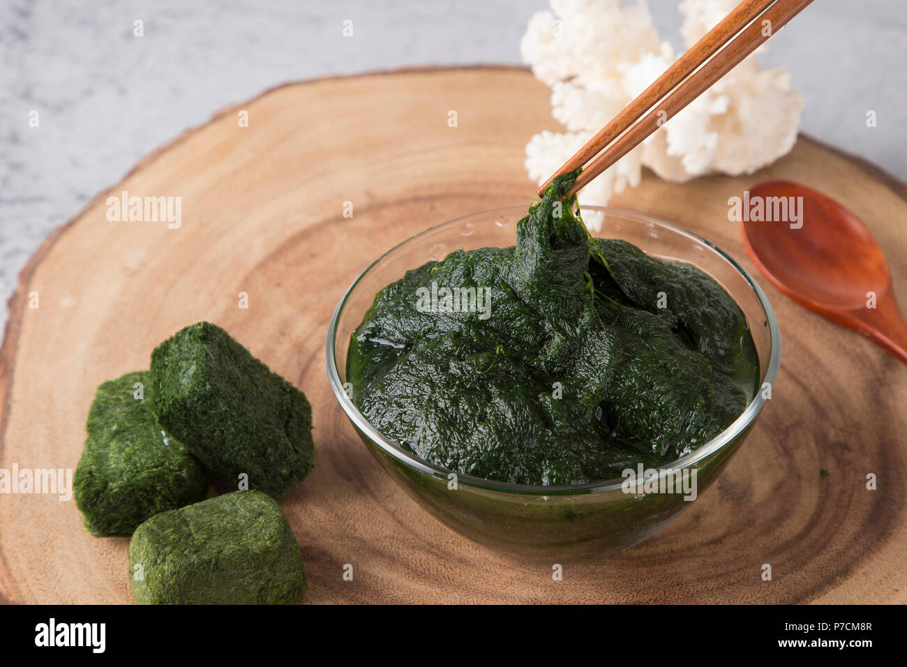 Object photos - seaweed, its rich in vitamins, minerals, and fiber. 096 ...