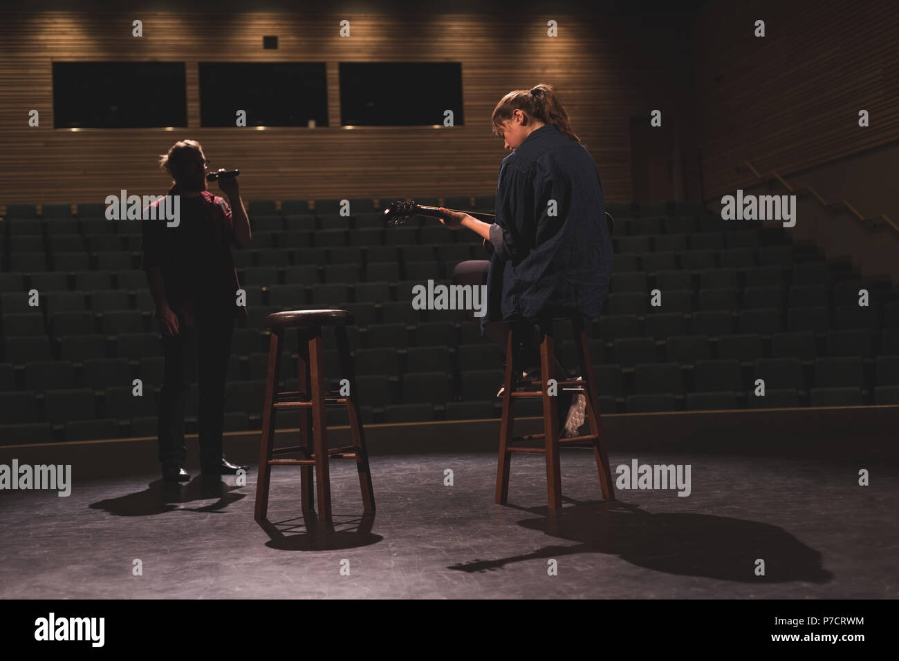 Female performing on concert stage hi-res stock photography and images ...