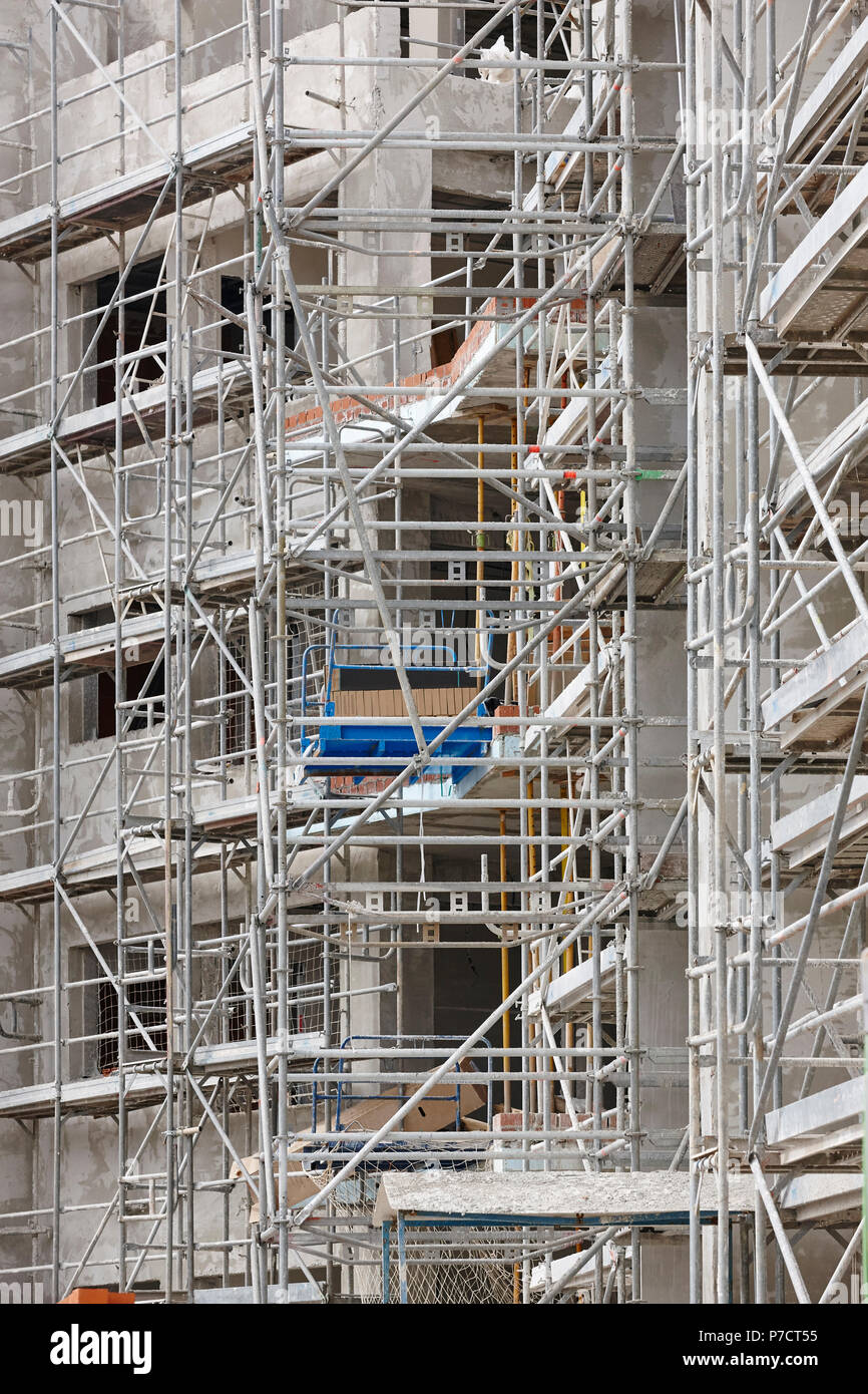 Scaffolding structure on a building. Construction architecture industry ...