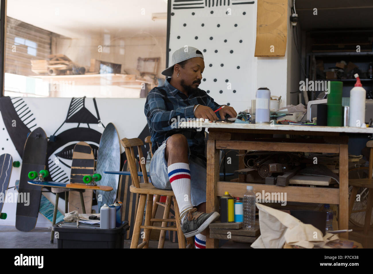 Paper making process hi-res stock photography and images - Alamy