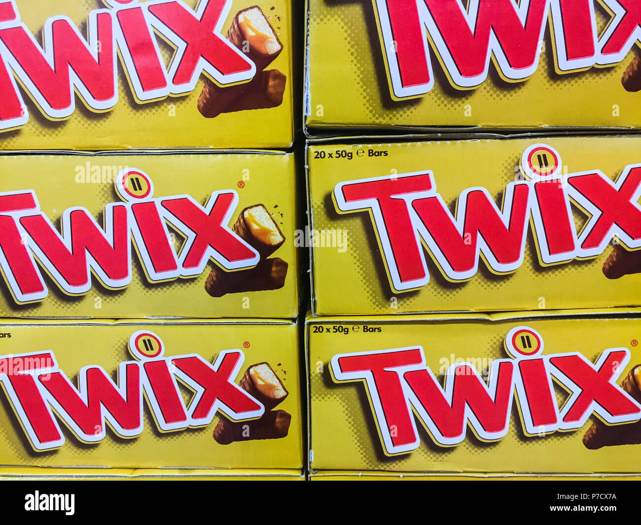 Twix chocolate hi-res stock photography and images - Alamy