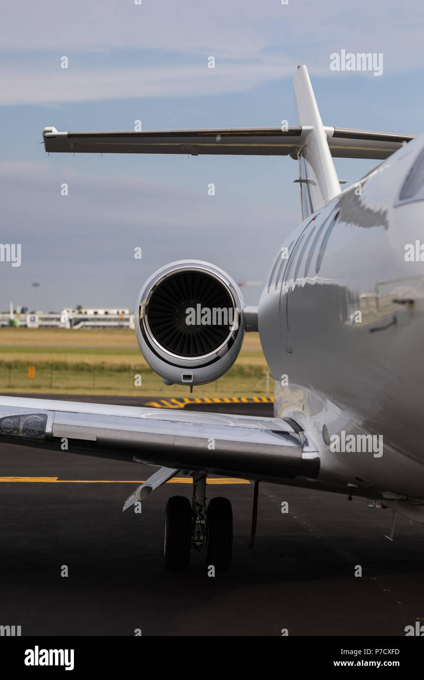 Private part hi-res stock photography and images - Alamy