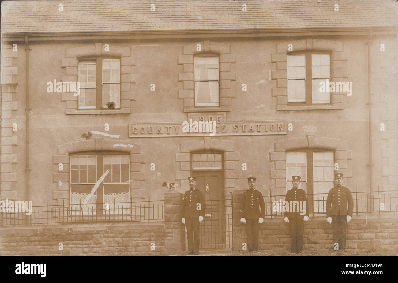 Welsh police officer hi-res stock photography and images - Alamy