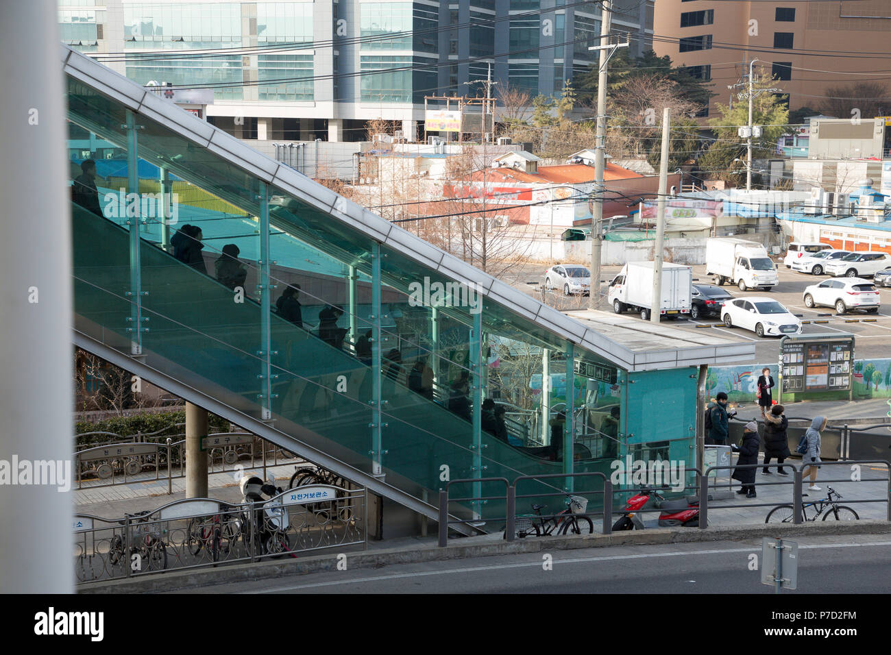 Korean subways RF photo, public transportation in Korea. 038 Stock ...