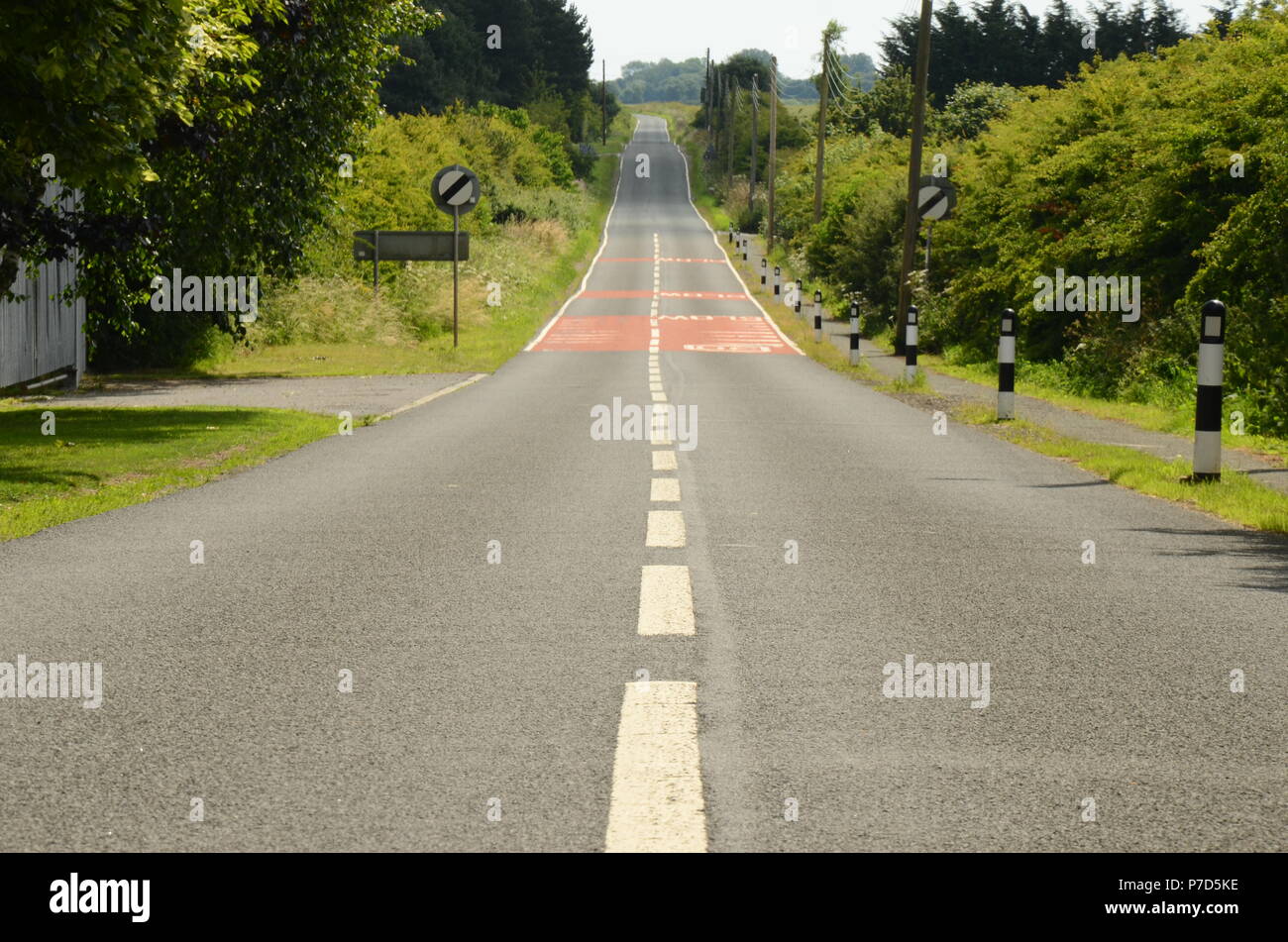 Long straight hi-res stock photography and images - Alamy